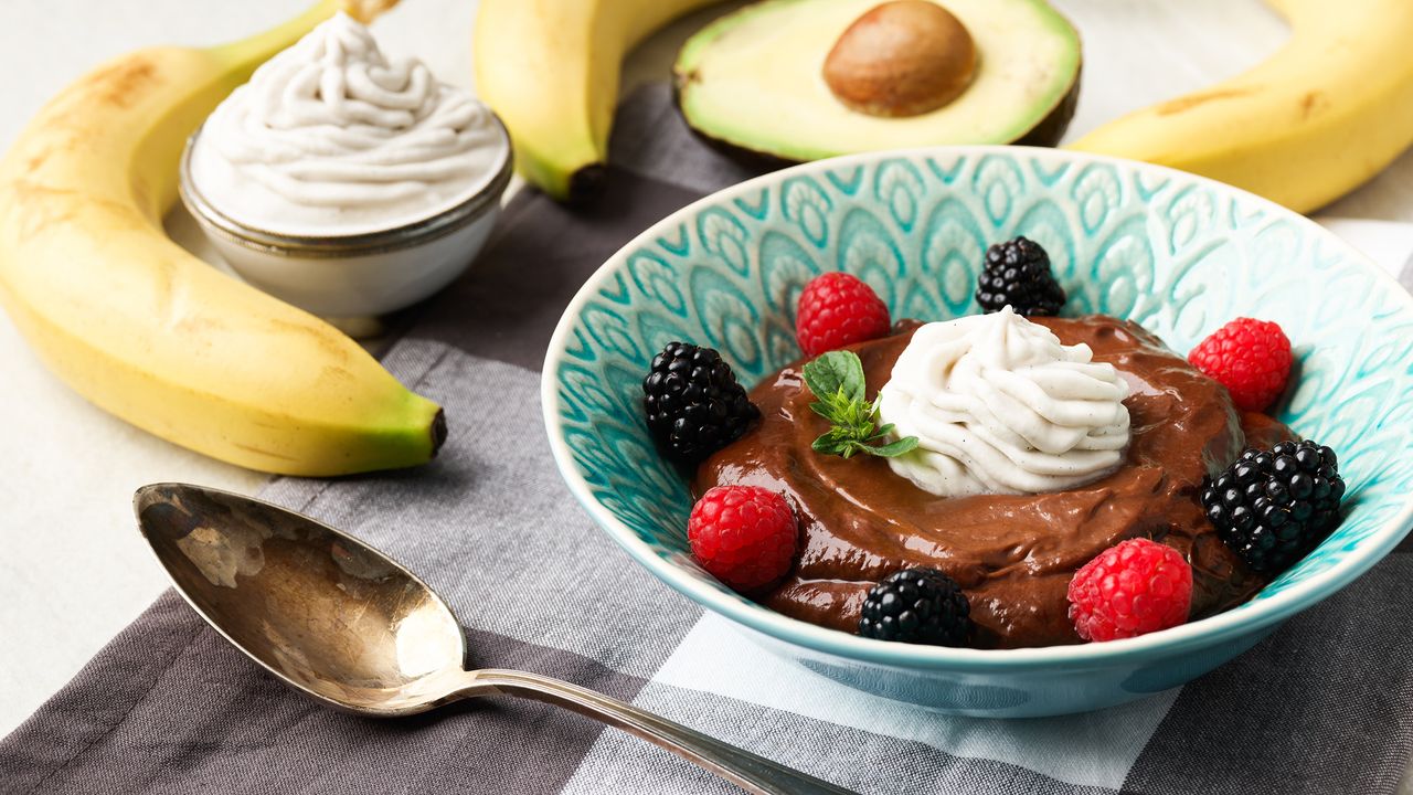 Schokopudding mit Avocado und Bananen